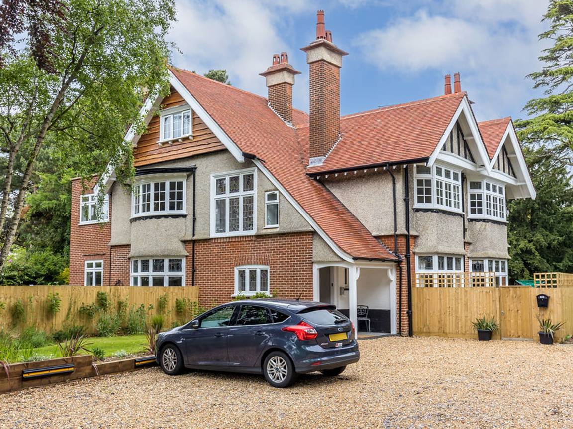 Cottage ∙ 1 Bedroom ∙ 4 Guests - Ringwood