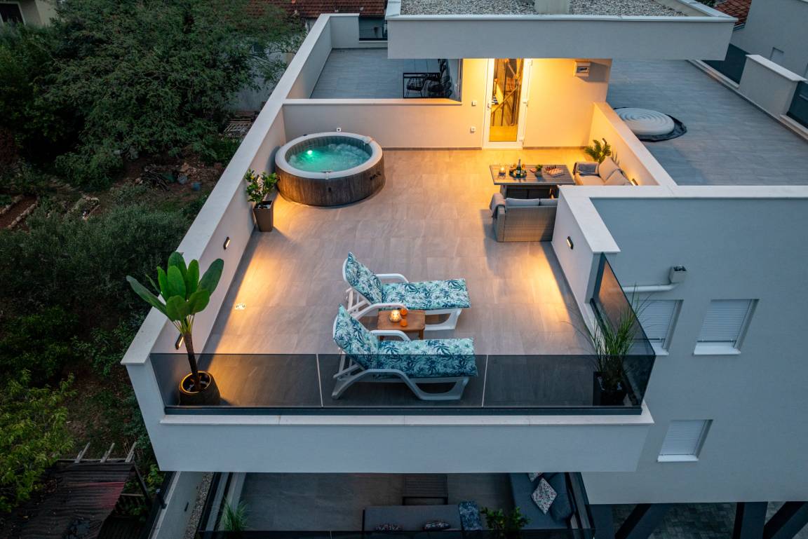 60 M² Ferienwohnung ∙ 2 Schlafzimmer ∙ 5 Gäste - Zadar