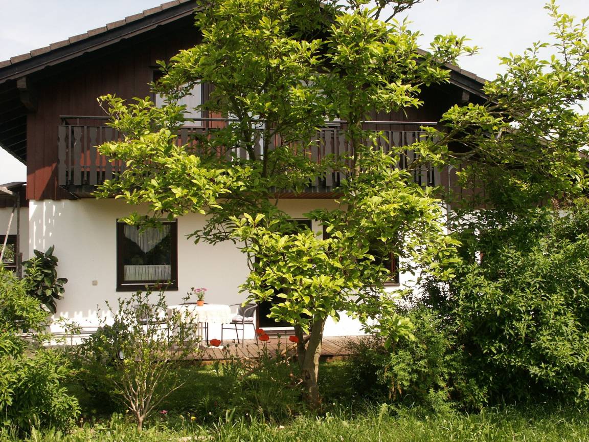 106 M² Ferienhaus ∙ 2 Schlafzimmer ∙ 5 Gäste - Fritzlar