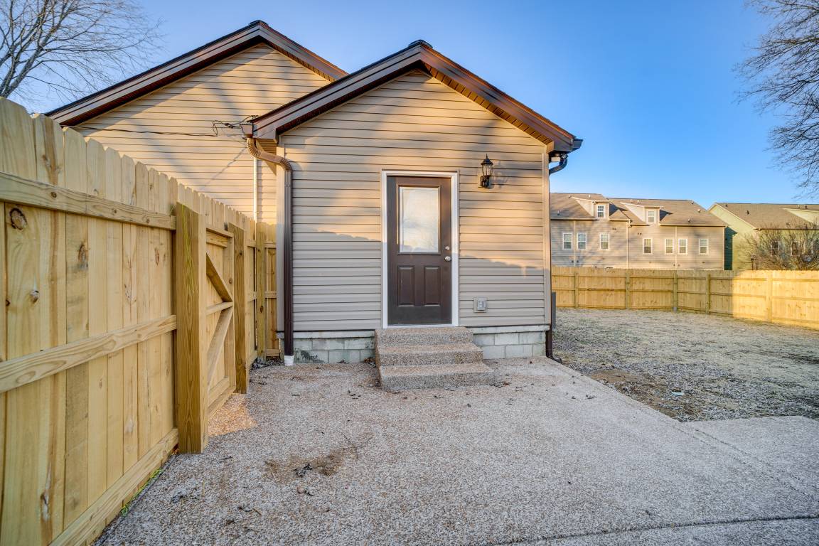 83 M² House ∙ 2 Bedrooms ∙ 5 Guests - Gallatin, TN