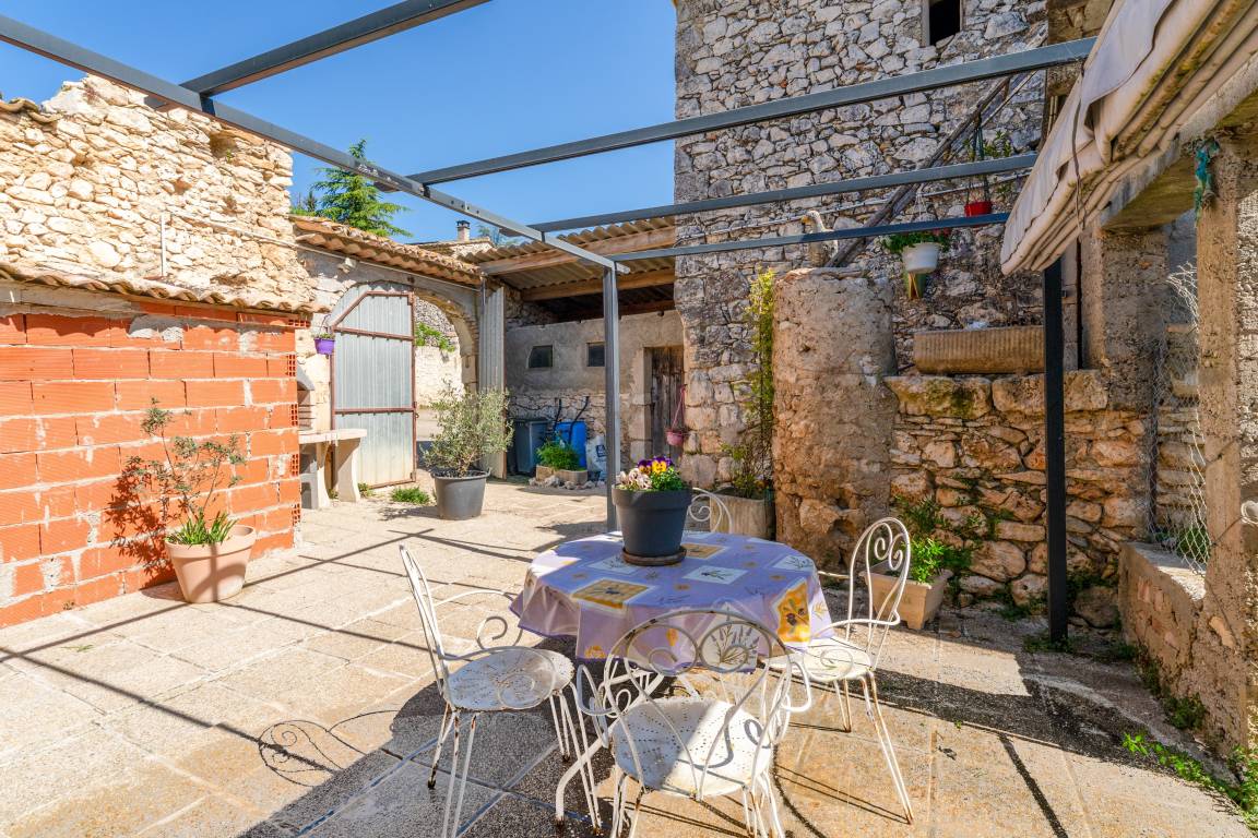 22 M² Appartement ∙ 1 Slaapkamer ∙ 2 Gasten - Goudargues