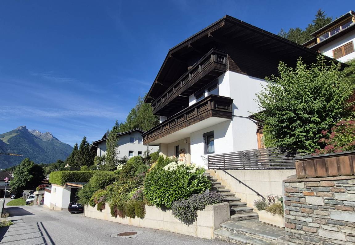 66 M² Ferienwohnung ∙ 1 Schlafzimmer ∙ 3 Gäste - Fulpmes