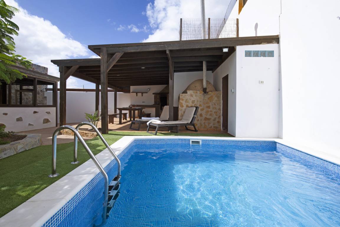 200 M² House ∙ 4 Bedrooms ∙ 6 Guests - Fuerteventura