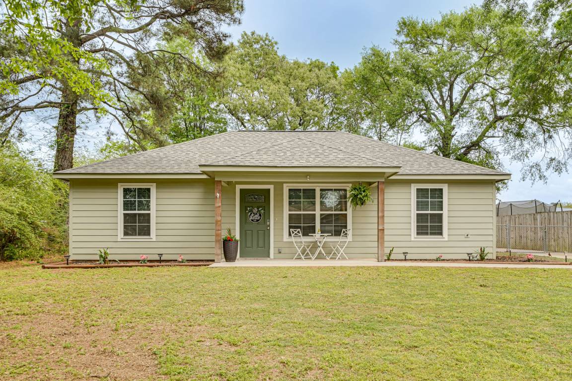 102 M² House ∙ 3 Bedrooms ∙ 7 Guests - Texarkana, TX