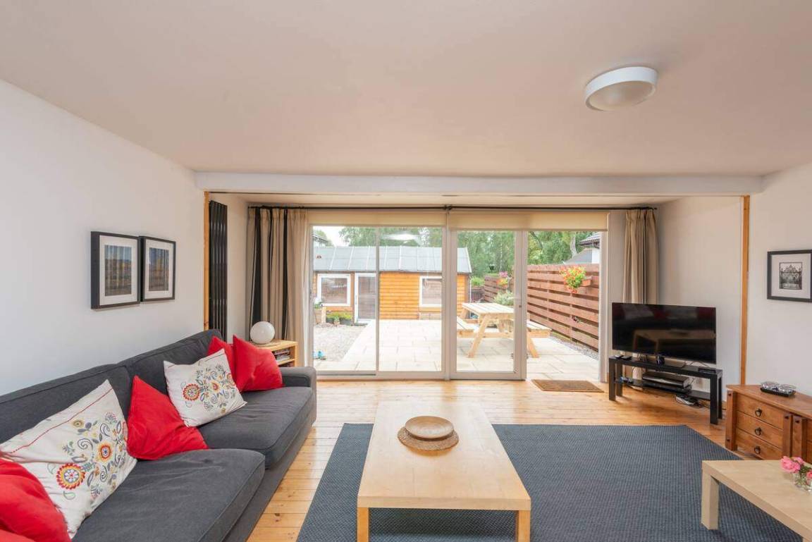 75 M² House ∙ 2 Bedrooms ∙ 4 Guests - Boat of Garten