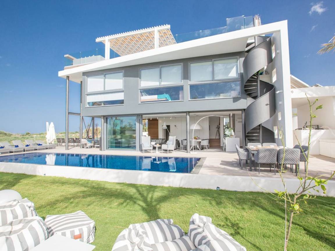 Villa ∙ 3 Chambres ∙ 10 Personnes - Ayia Napa