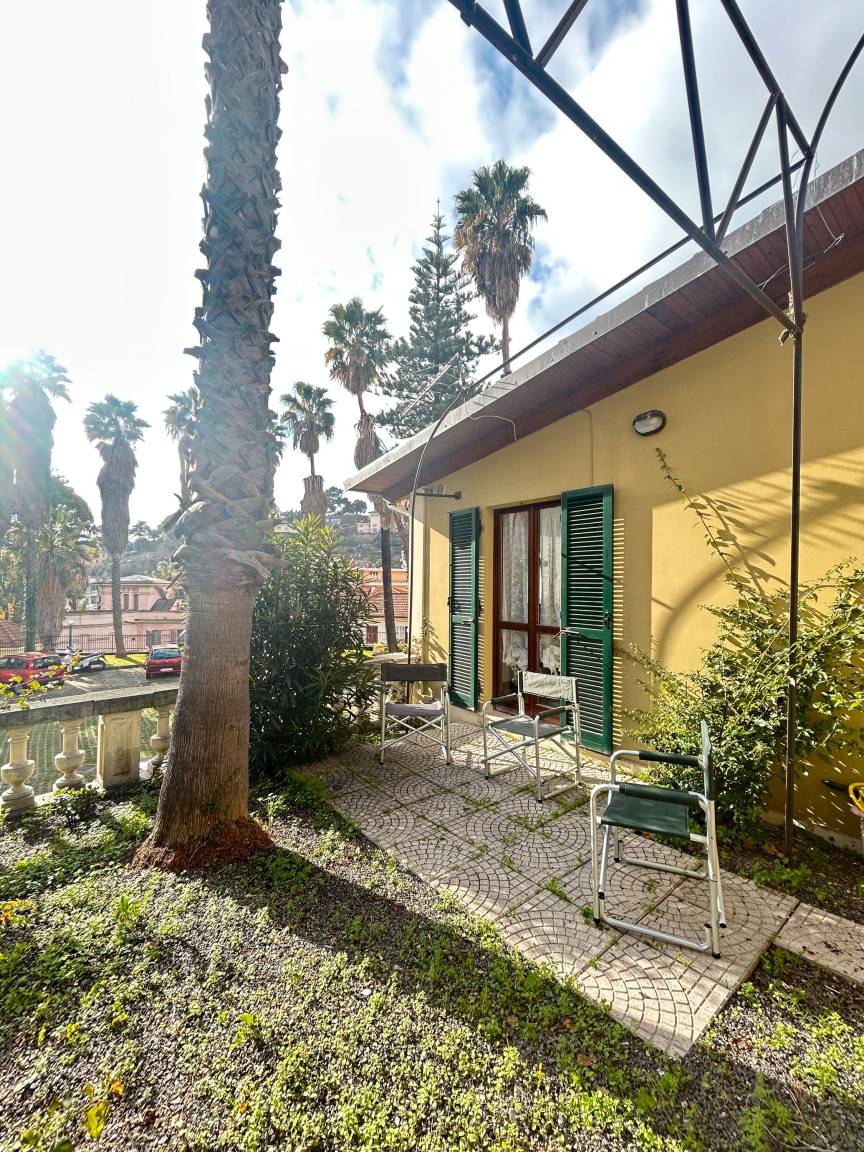 30 M² Ferienhaus ∙ 1 Schlafzimmer ∙ 2 Gäste - Ospedaletti