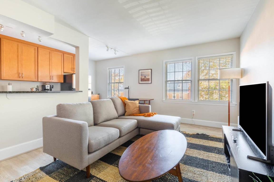 56 M² Apartment ∙ 1 Bedroom ∙ 2 Guests - Alexandria, VA