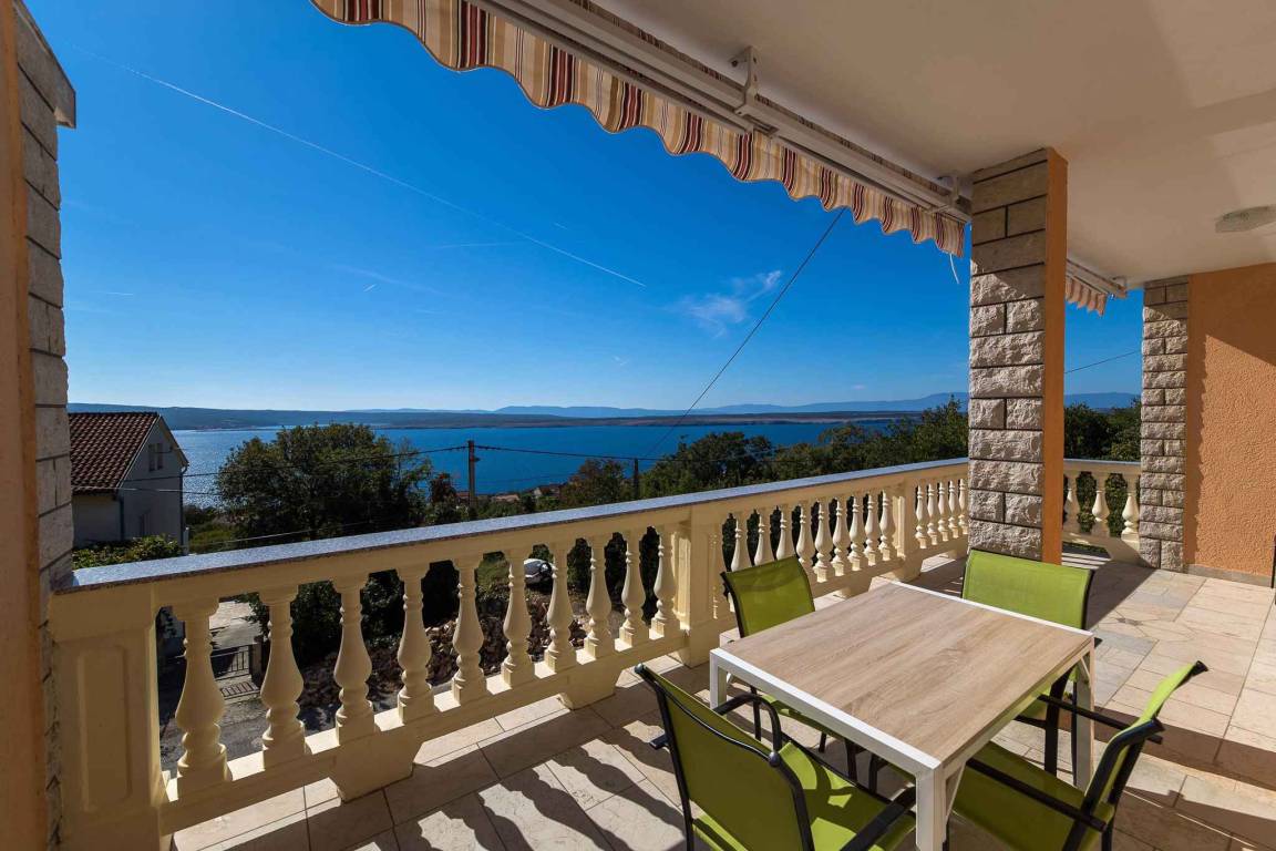 75 M² Apartment ∙ 3 Bedrooms ∙ 6 Guests - Crikvenica