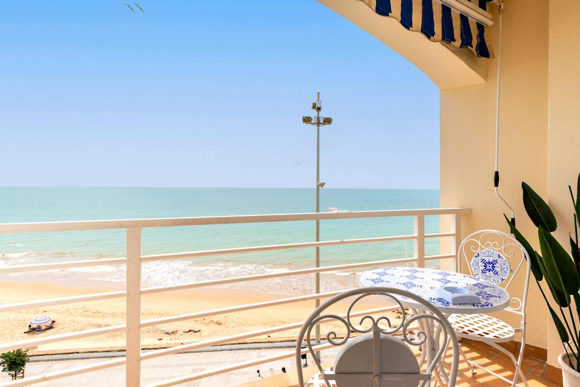 98 M² Apartment ∙ 3 Bedrooms ∙ 6 Guests - Cádiz