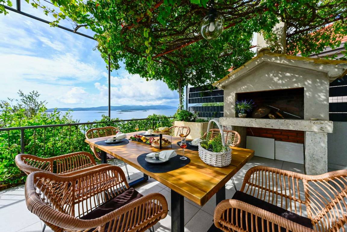 80 M² House ∙ 2 Bedrooms ∙ 4 Guests - Trpanj