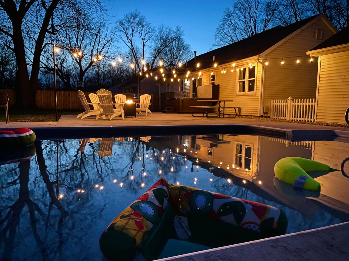 148 M² House ∙ 4 Bedrooms ∙ 16 Guests - South Bend, IN