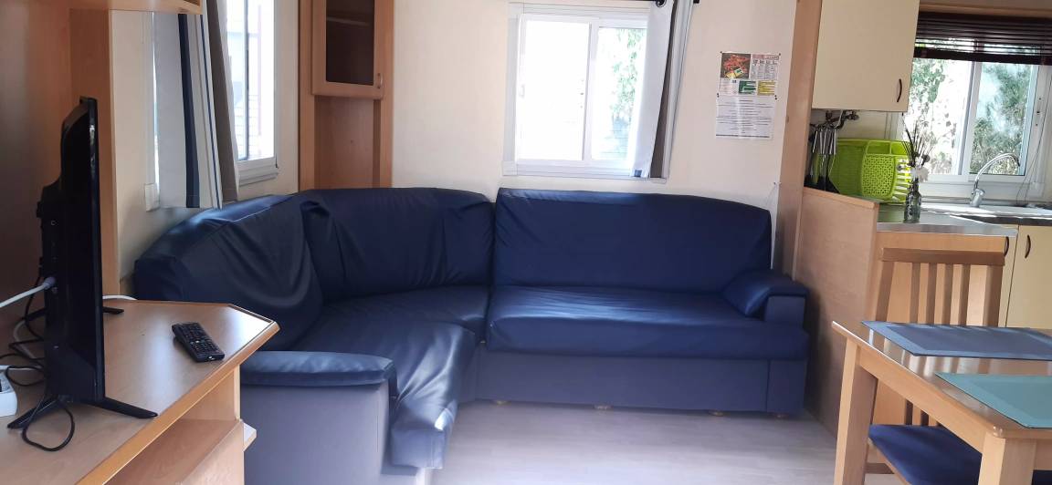 32 M² Mobilheim ∙ 2 Schlafzimmer ∙ 4 Gäste -
