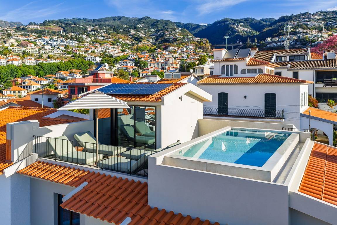Villa ∙ 4 Bedrooms ∙ 8 Guests - Funchal