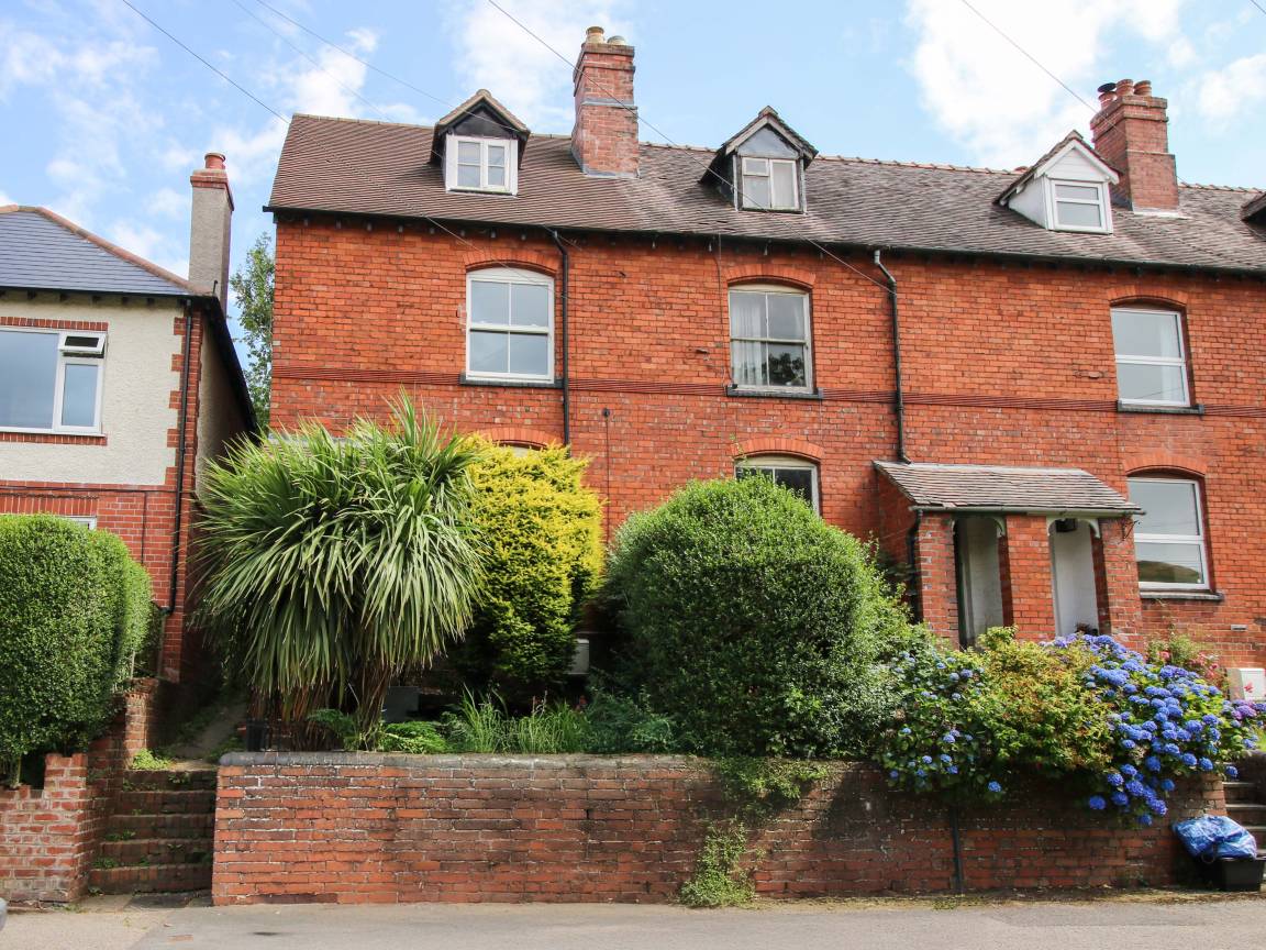 Cottage ∙ 3 Bedrooms ∙ 5 Guests - Church Stretton