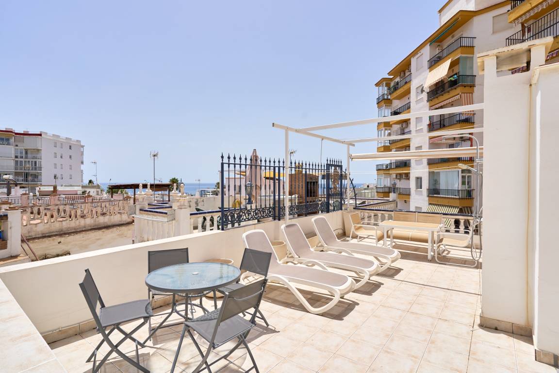 90 M² Maison De Vacances ∙ 3 Chambres ∙ 7 Personnes - Nerja