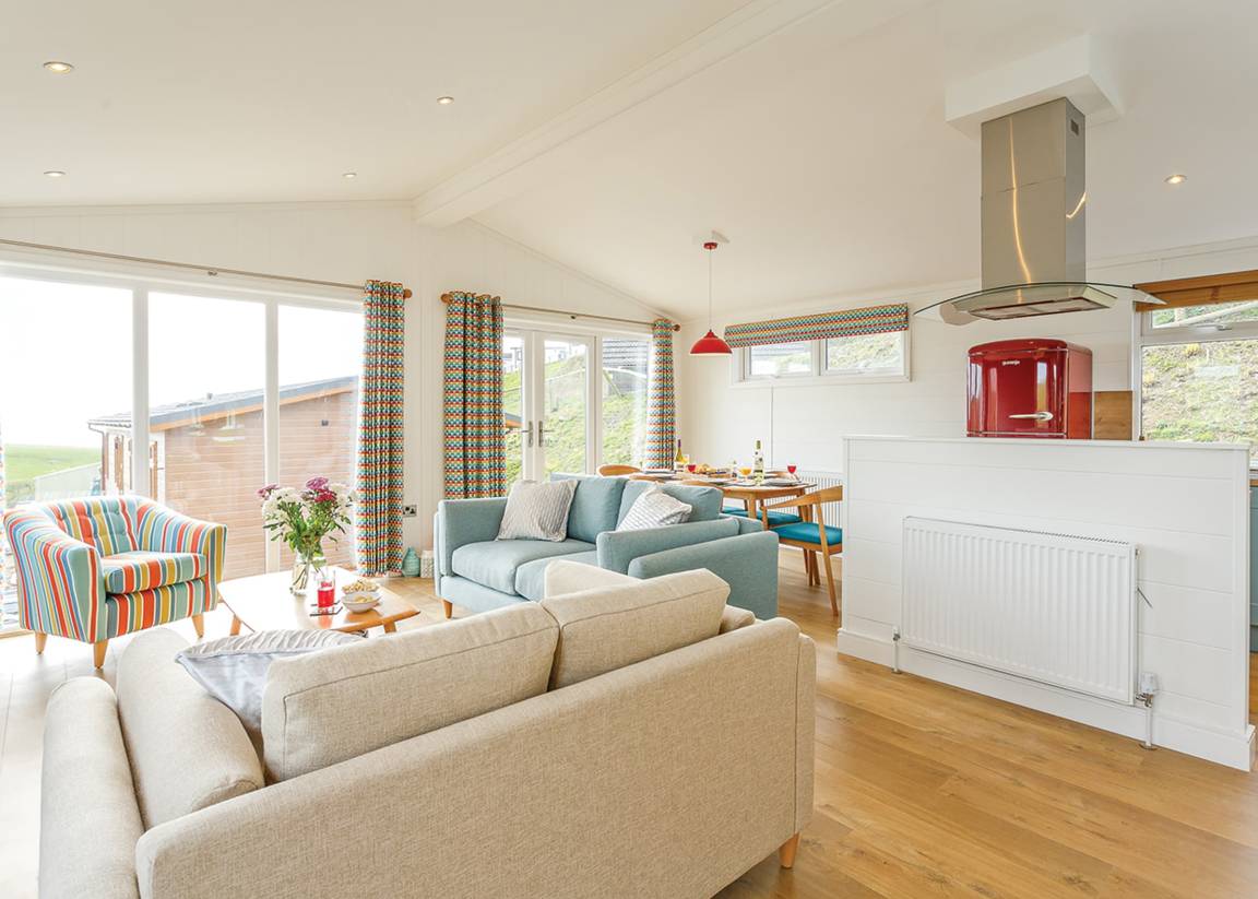 Chalet ∙ 3 Bedrooms ∙ 6 Guests - Bude