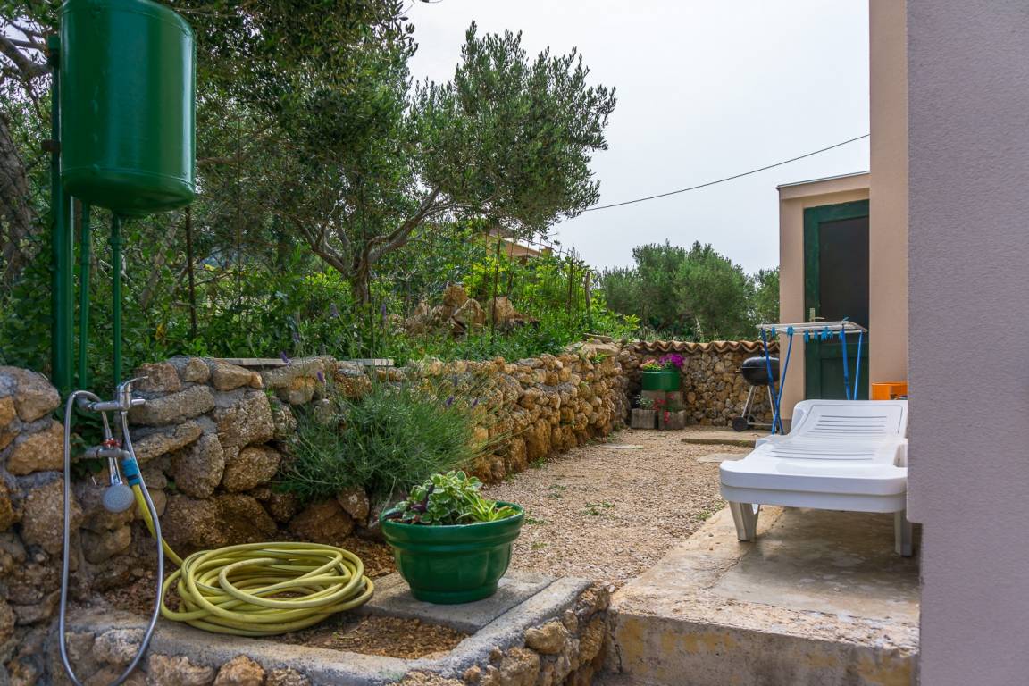 46 M² Ferienhaus ∙ 2 Schlafzimmer ∙ 5 Gäste - Banjol