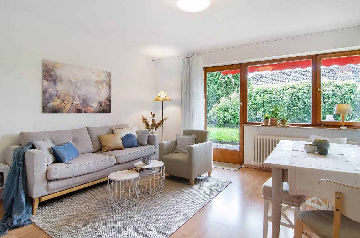 81 M² Ferienwohnung ∙ 2 Schlafzimmer ∙ 4 Gäste - Stockach