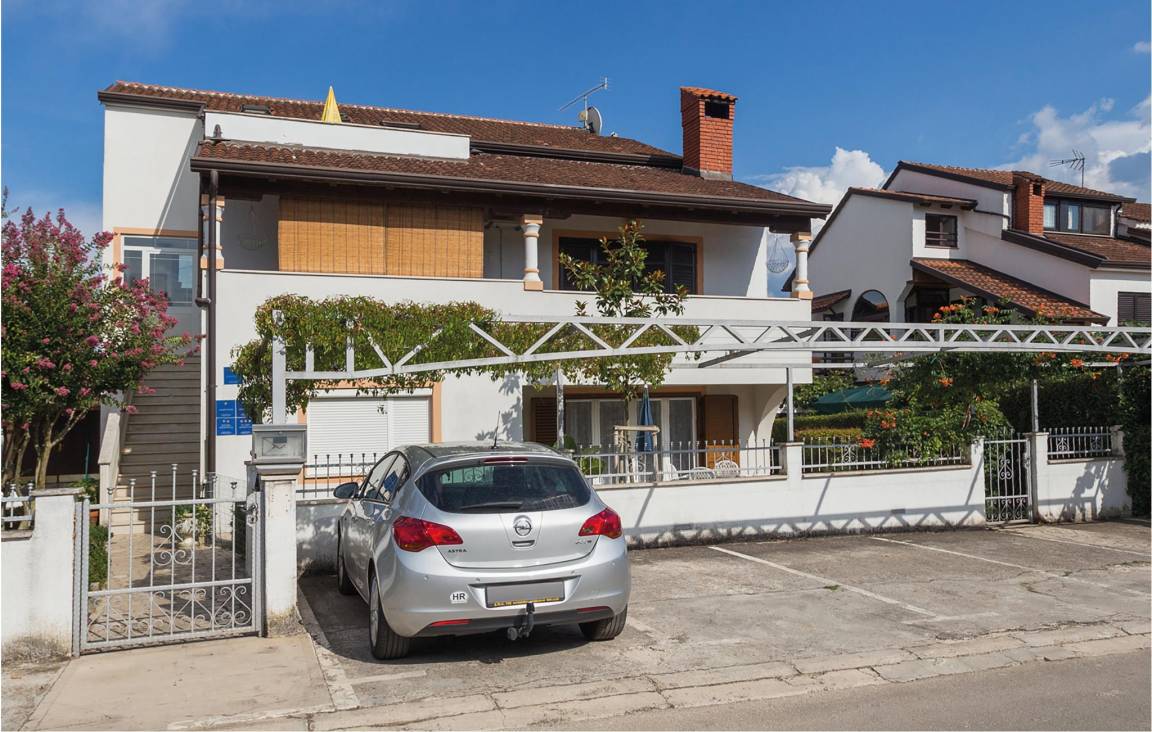 58 M² Apartment ∙ 2 Bedrooms ∙ 4 Guests - Poreč