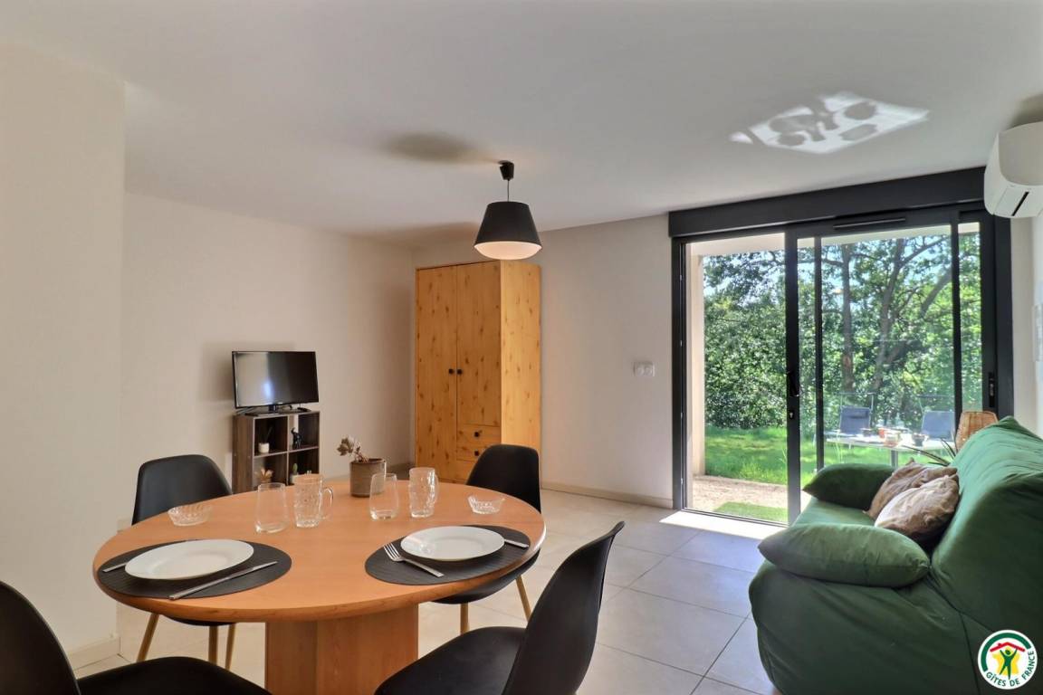 28 M² Gîte ∙ 2 Personnes - Saint-Donat-sur-l'Herbasse