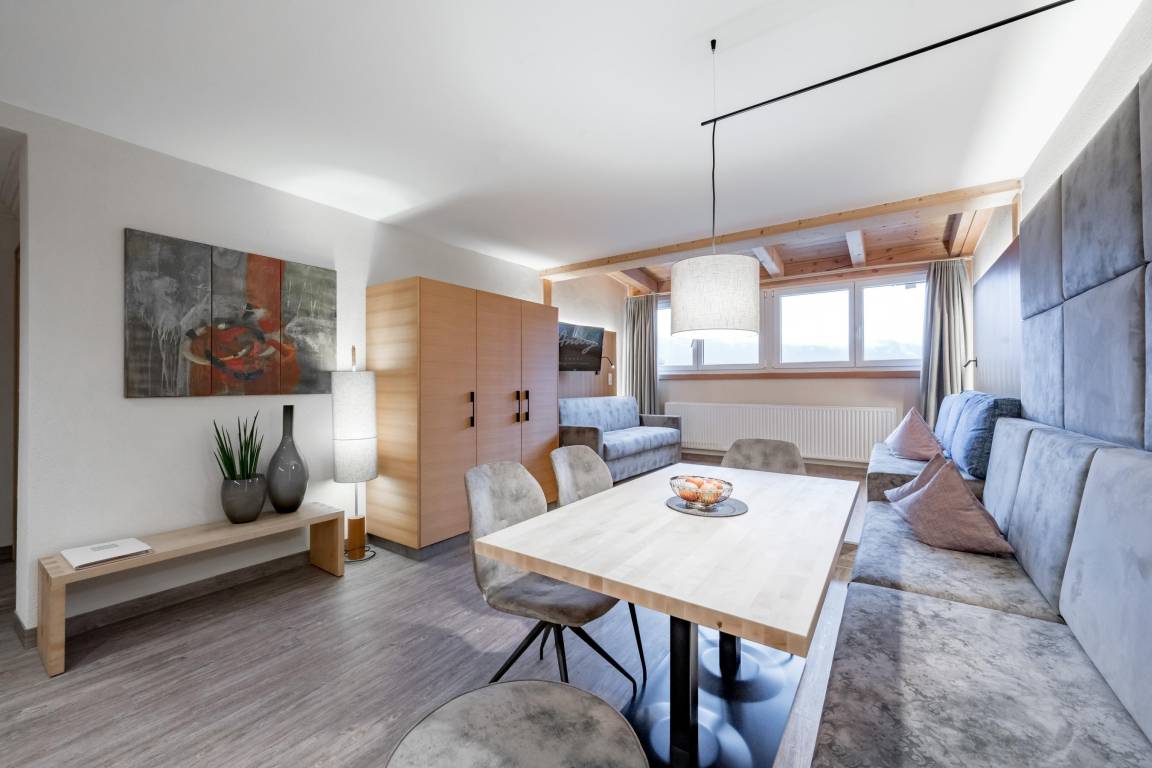 85 M² Apartment ∙ 2 Bedrooms ∙ 4 Guests - Serfaus