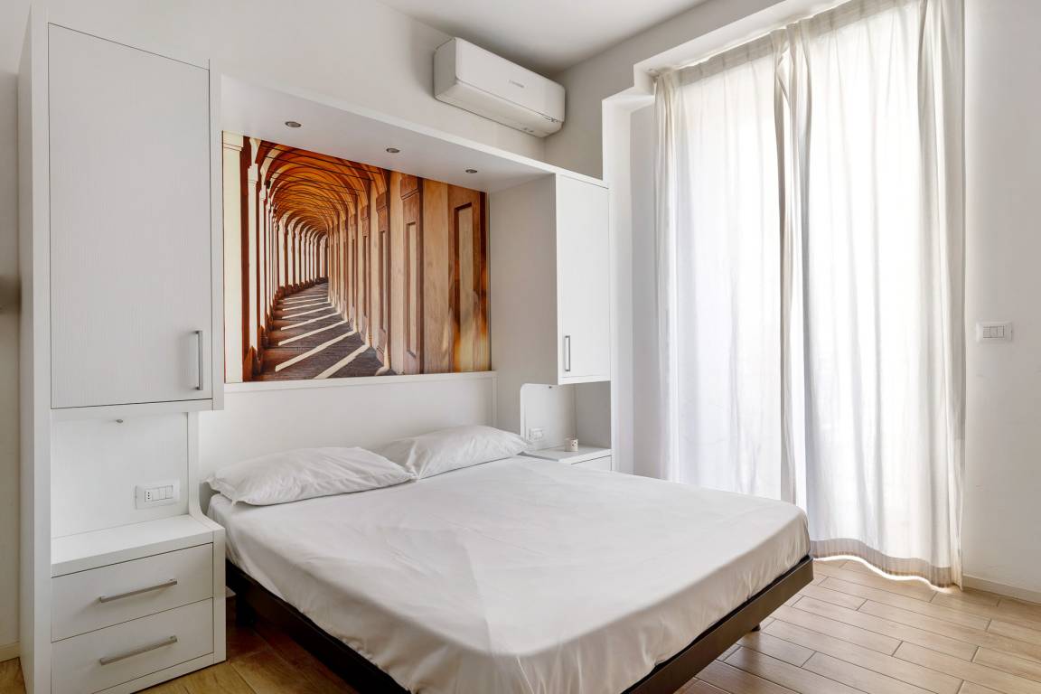 30 M² Apartamento ∙ 1 Habitación ∙ 2 Huéspedes - Aeropuerto de Bolonia (BGA)