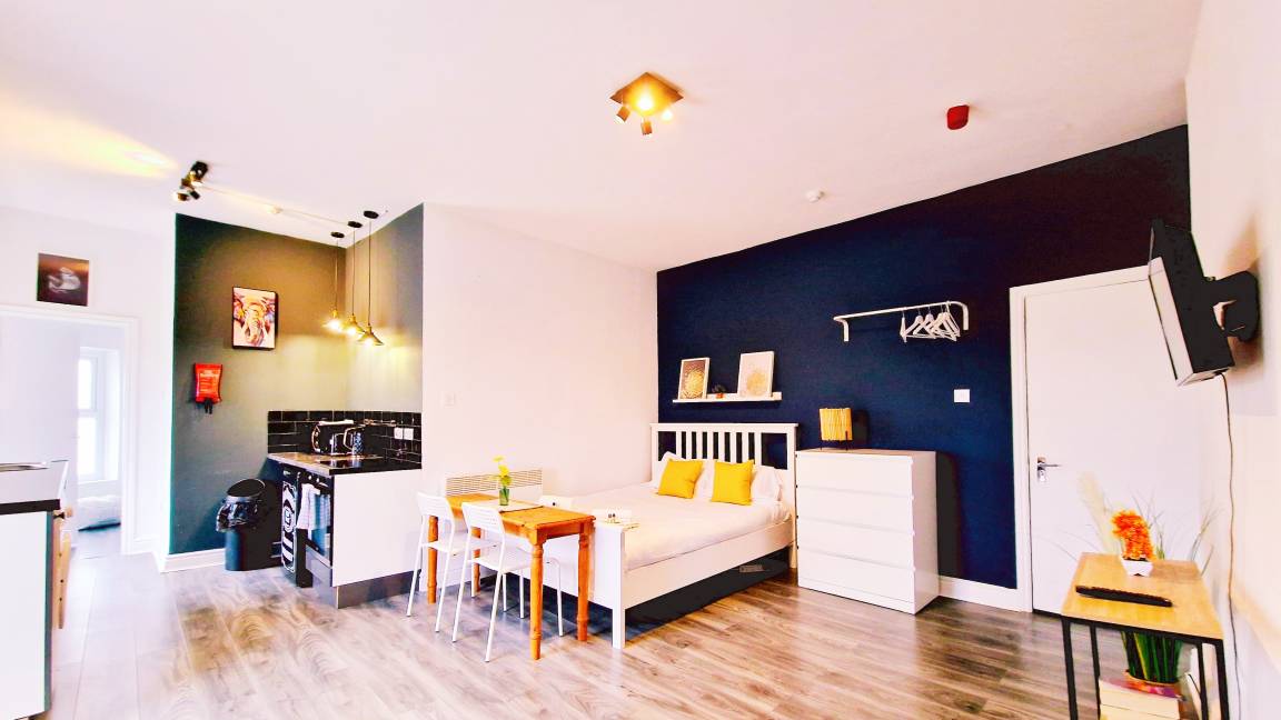 Apartment ∙ 1 Bedroom ∙ 4 Guests - Leasowe Castle Hotel