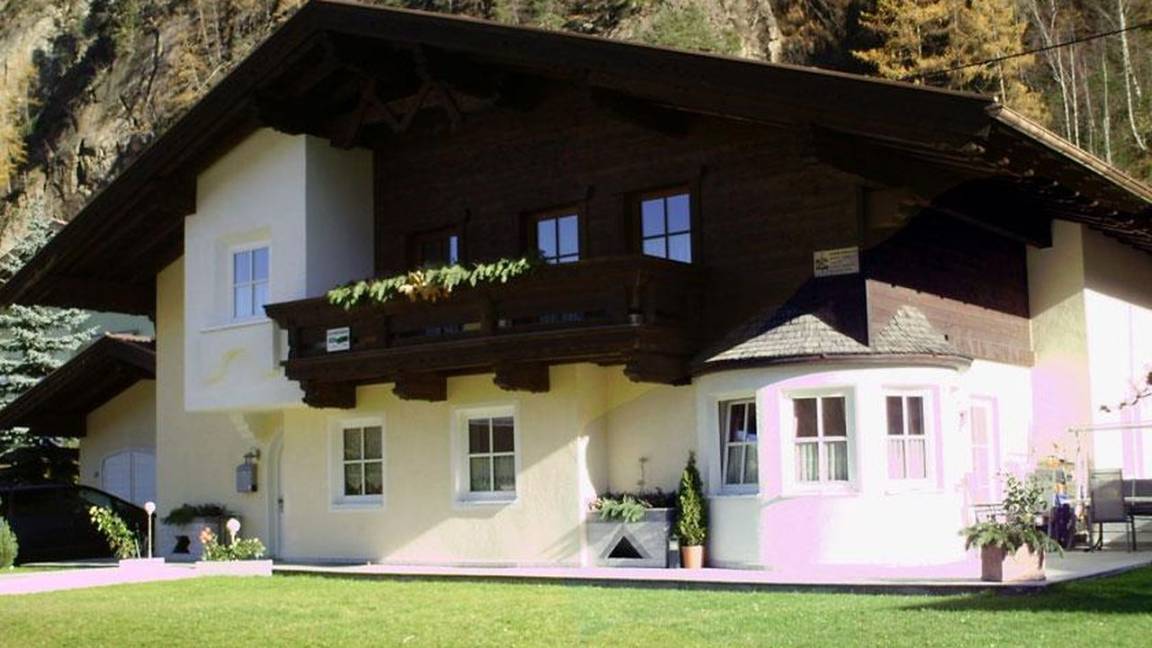 45 M² Ferienwohnung ∙ 2 Schlafzimmer ∙ 5 Gäste - Längenfeld