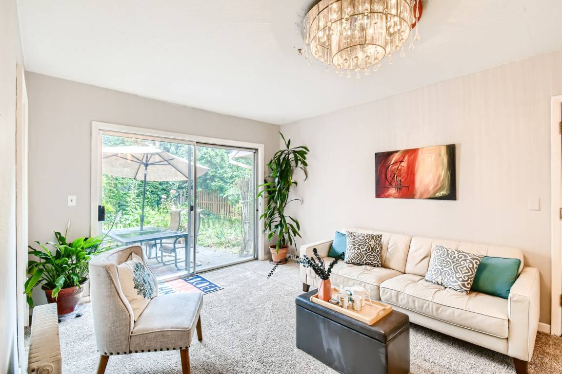 214 M² House ∙ 4 Bedrooms ∙ 11 Guests - Gresham, OR