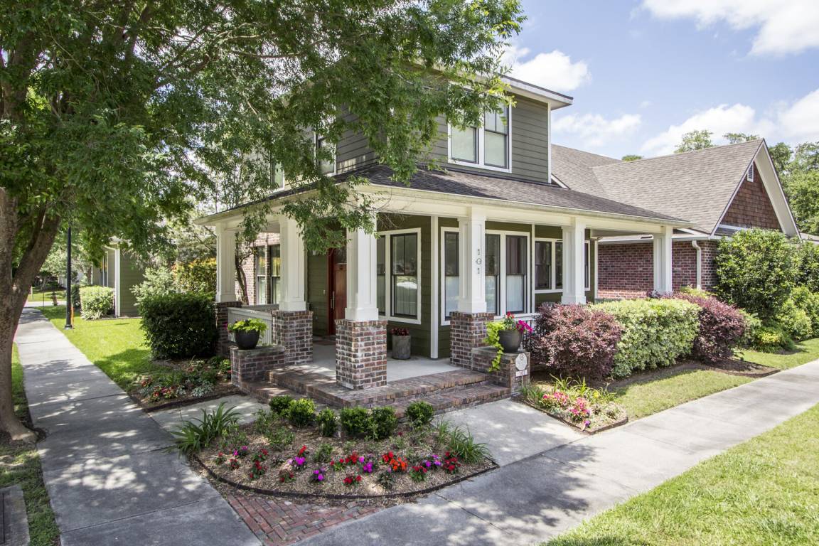 199 M² House ∙ 3 Bedrooms ∙ 1 Guest - Lafayette, LA