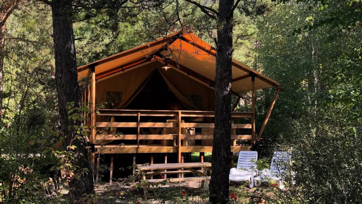 45 M² Asuntovaunu ∙ 2 Makuuhuonetta ∙ 6 Vierasta - Barcelonnette