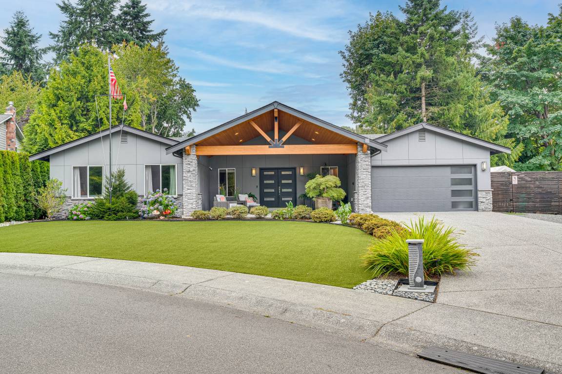 241 M² House ∙ 4 Bedrooms ∙ 8 Guests - Mukilteo Beach, WA