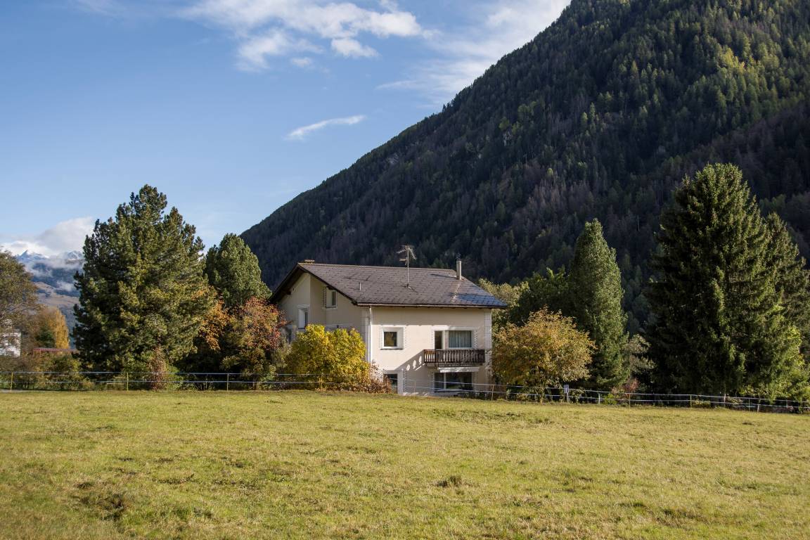 90 M² Ferienwohnung ∙ 3 Schlafzimmer ∙ 6 Gäste - Müstair