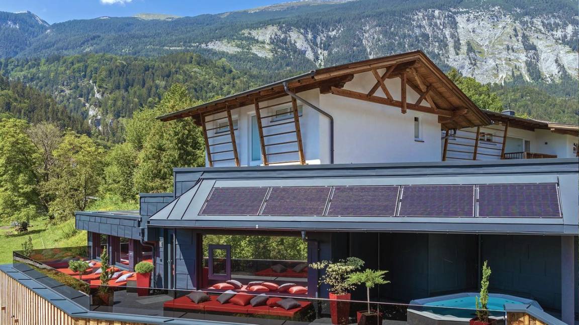 90 M² Ferienhaus ∙ 2 Schlafzimmer ∙ 4 Gäste - Maurach