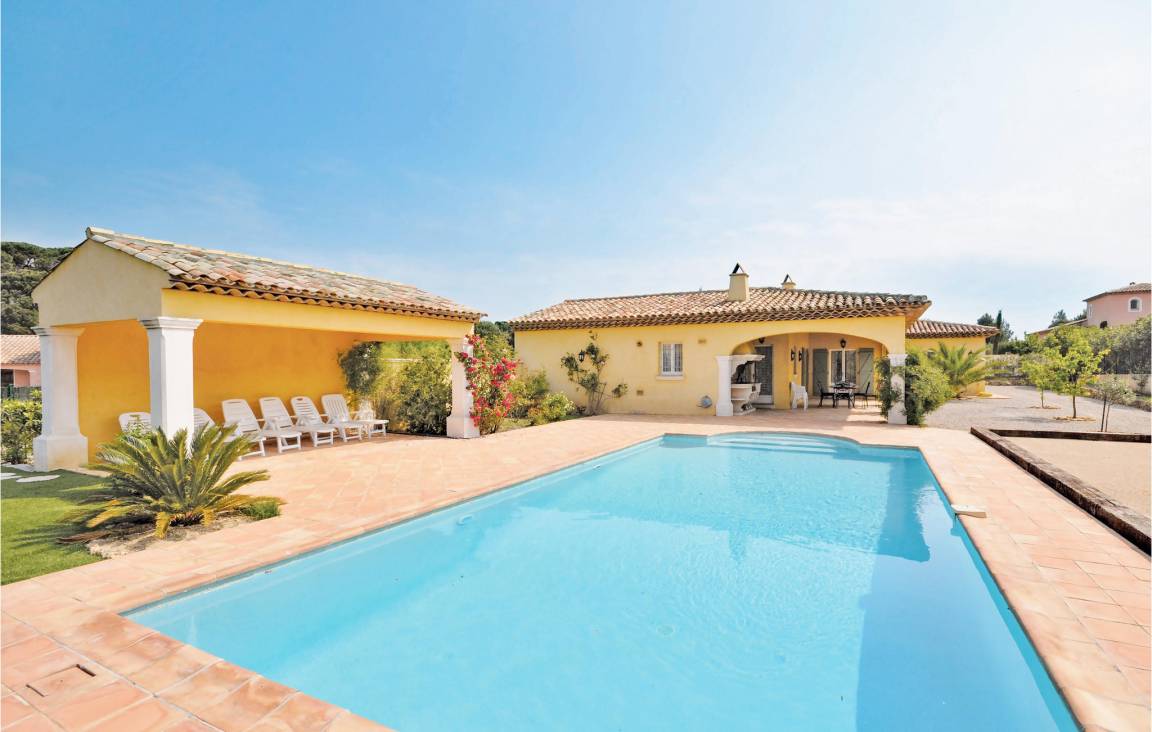 180 M² Maison De Vacances ∙ 3 Chambres ∙ 6 Personnes - Le Plan-de-la-Tour