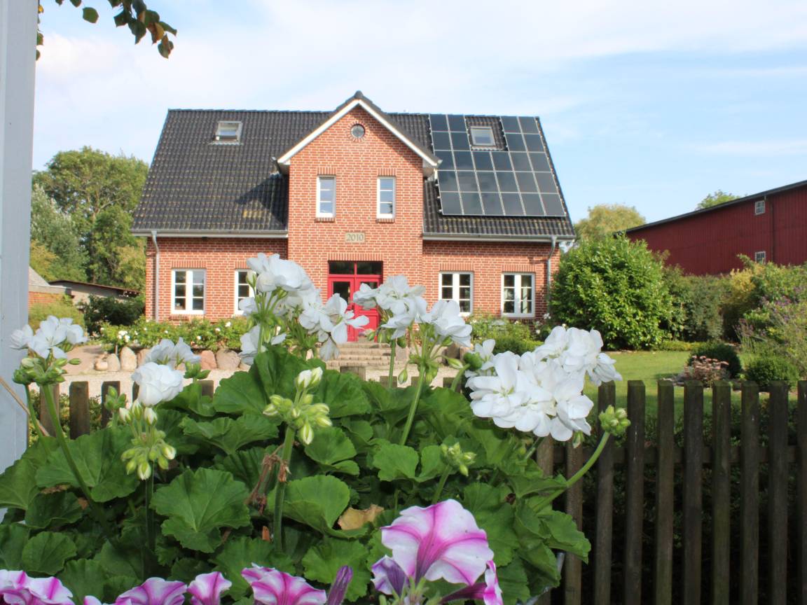 70 M² Ferienhaus ∙ 2 Schlafzimmer ∙ 4 Gäste - Fehmarn