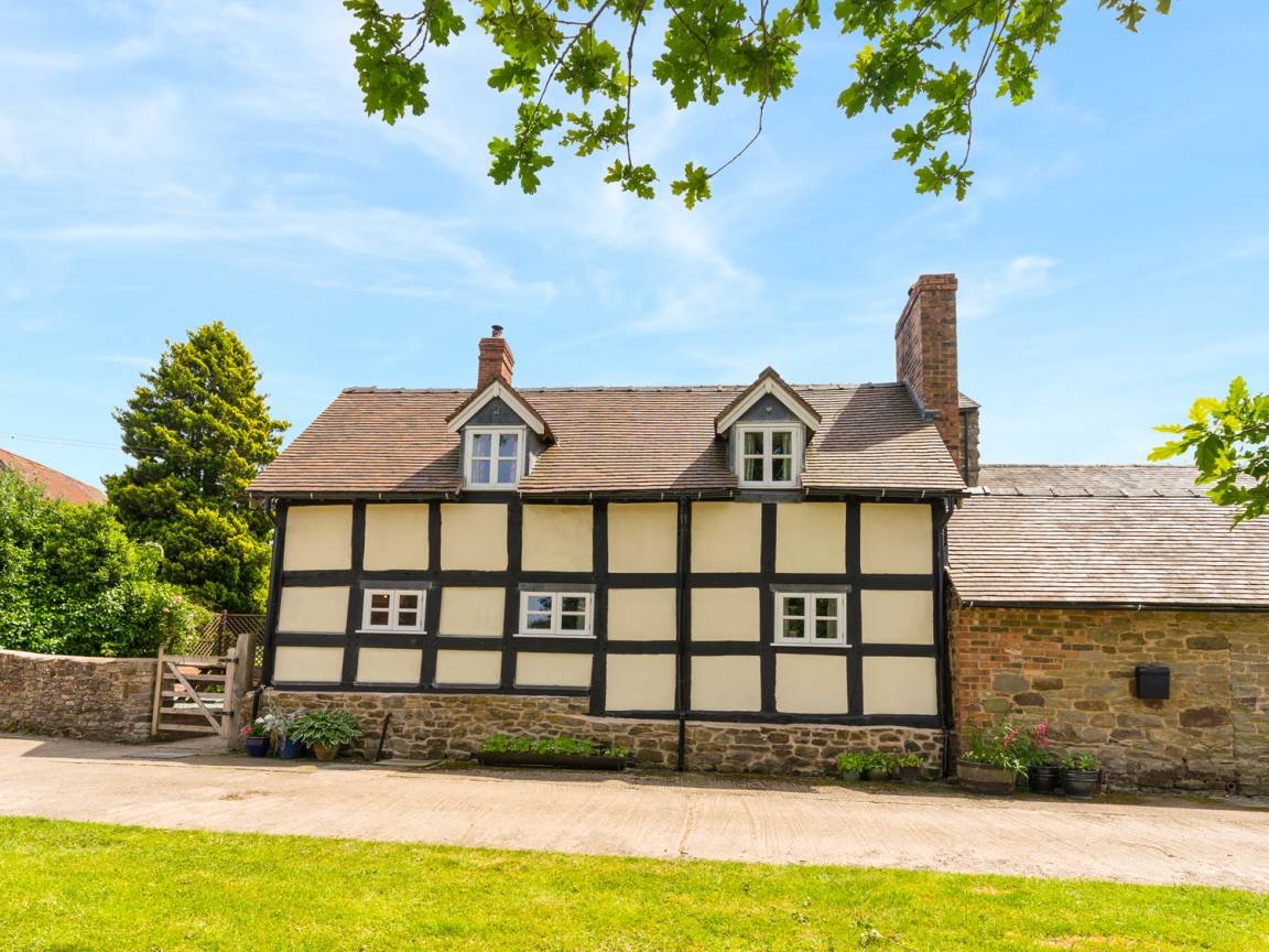 Cottage ∙ 2 Bedrooms ∙ 4 Guests - Herefordshire