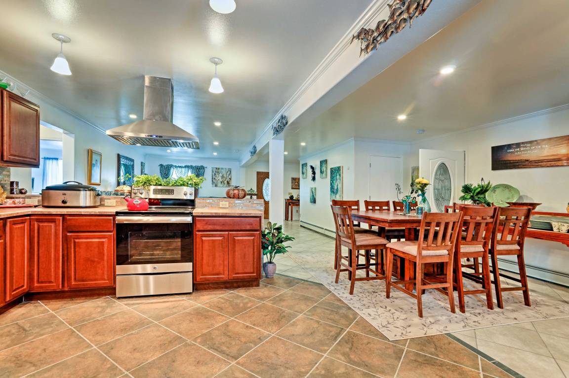464 M² House ∙ 7 Bedrooms ∙ 10 Guests - Juneau, AK