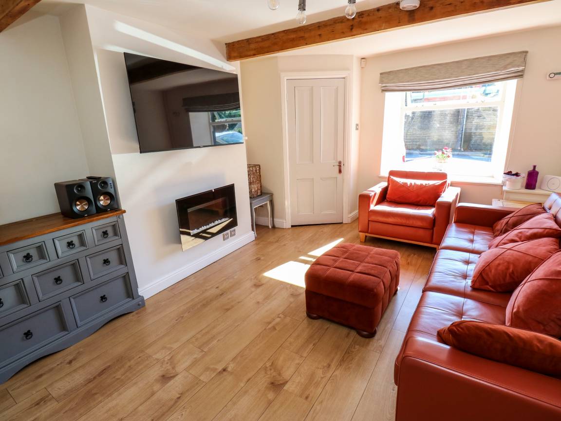 Cottage ∙ 2 Bedrooms ∙ 4 Guests - Holmfirth