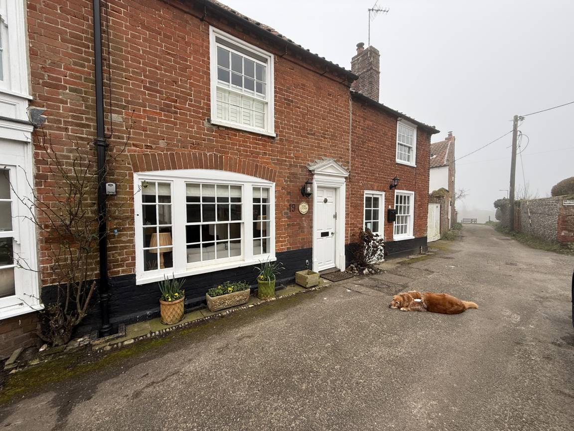 Cottage ∙ 3 Bedrooms ∙ 6 Guests - Southwold