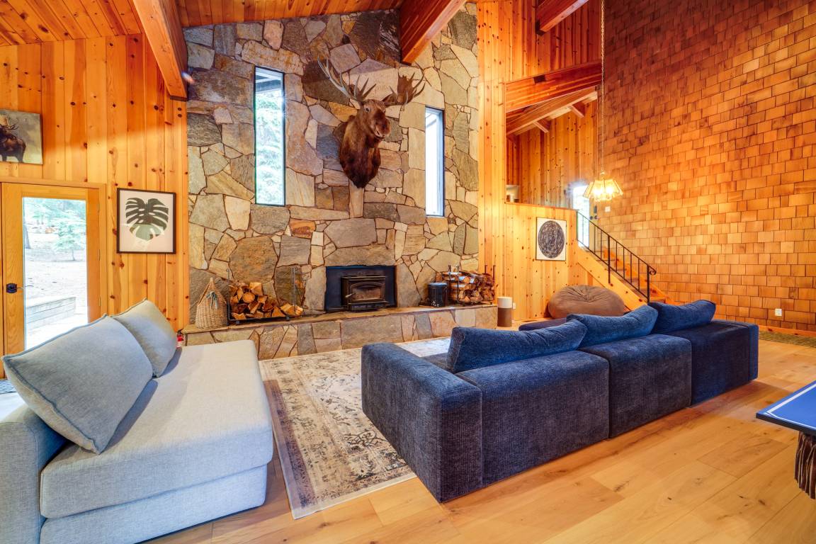 213 M² House ∙ 2 Bedrooms ∙ 6 Guests - Truckee, CA
