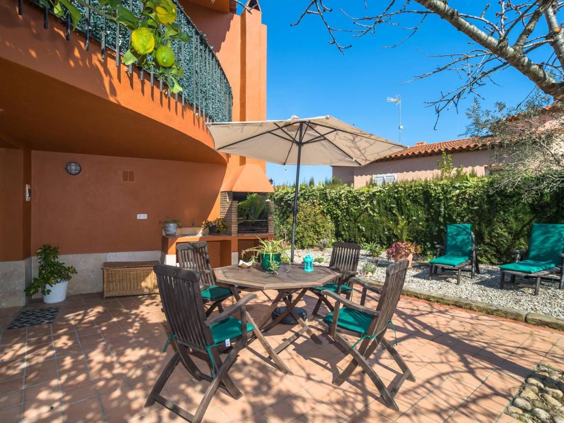 42 M² Appartement ∙ 1 Chambre ∙ 2 Personnes - Begur