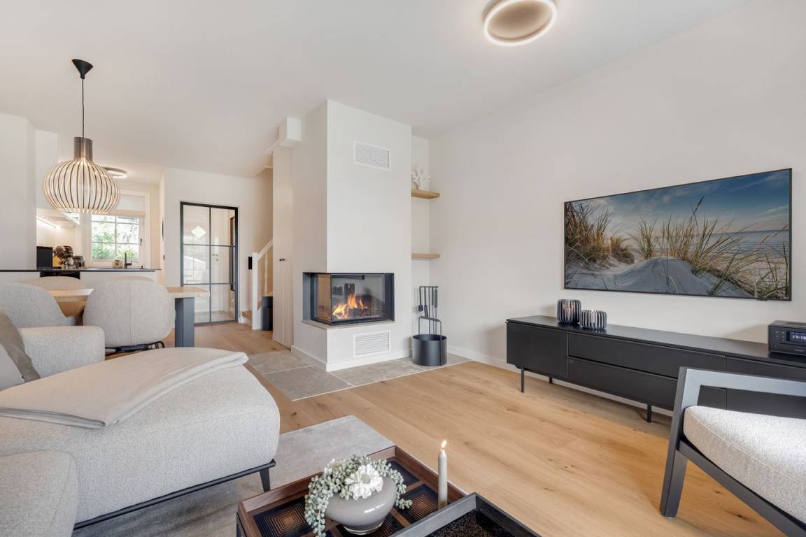 86 M² Huis ∙ 2 Slaapkamers ∙ 4 Gasten - Kampen