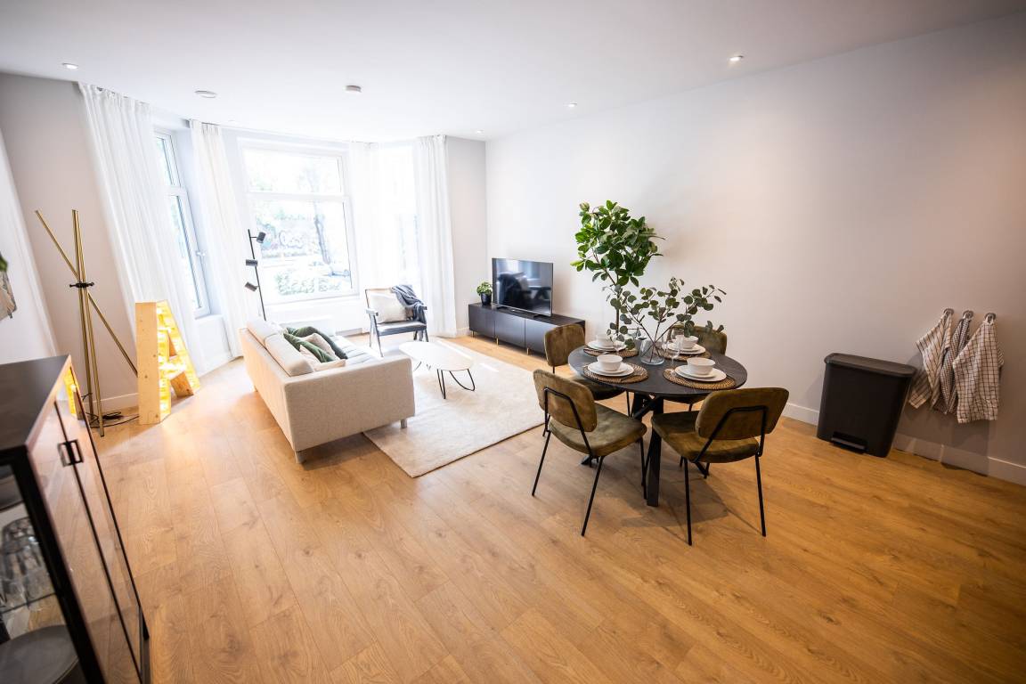 75 M² Appartement ∙ 2 Slaapkamers ∙ 4 Gasten - Vlaardingen