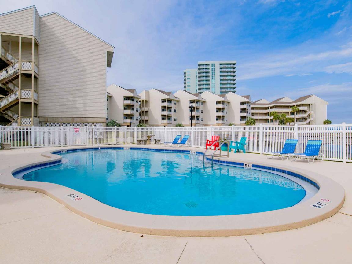 79 M² Condo ∙ 2 Bedrooms ∙ 6 Guests - Gulf Breeze, FL