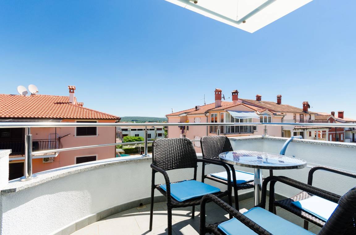 37 M² Ferienwohnung ∙ 2 Schlafzimmer ∙ 4 Gäste - Rovinj