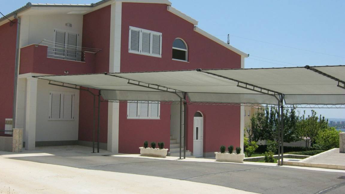 120 M² Ferienwohnung ∙ 3 Schlafzimmer ∙ 9 Gäste - Kroatien