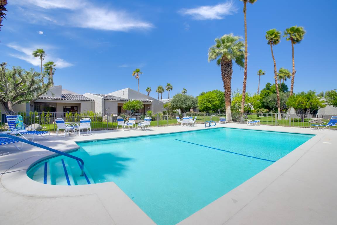 161 M² Apartamento ∙ 3 Habitaciones ∙ 6 Huéspedes - Palm Springs