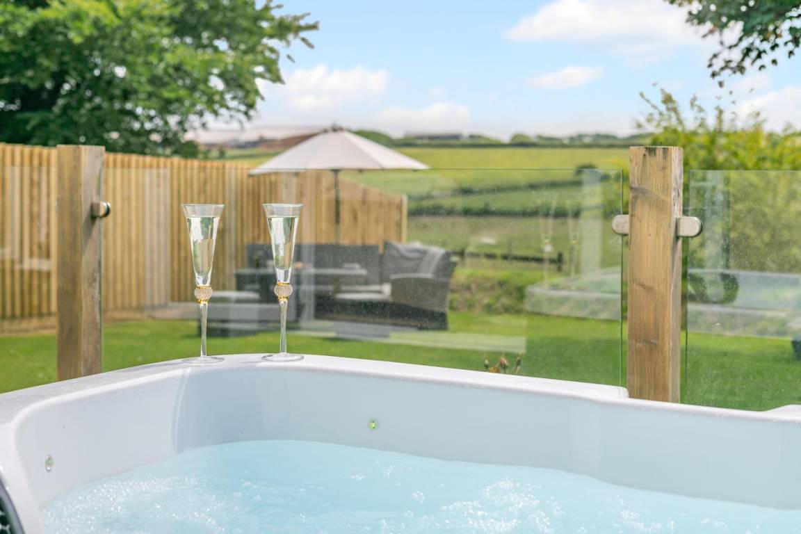 Cottage ∙ 4 Bedrooms ∙ 8 Guests - Bideford